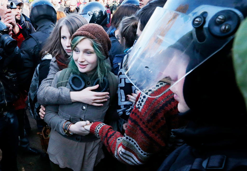 Ryskt förslag: omhänderta barn till homosexuella | Arbetaren